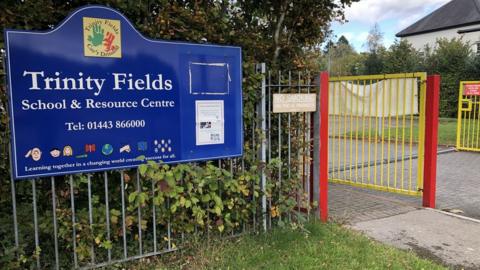 Ystrad Mynach: Trinity Fields School expansion plan approved - BBC News