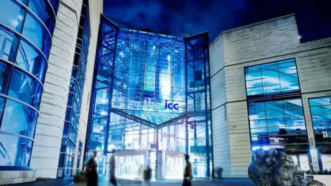 Birmingham venue fined after scenery weight hits worker