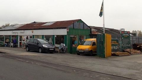 Changing Lives charity base in Didcot to be demolished - BBC News