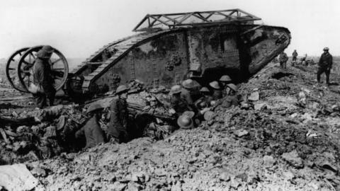 Thankful villages: The shame of surviving World War One - BBC News