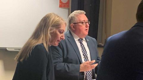 Thurrock Council leader resigns as government steps in - BBC News