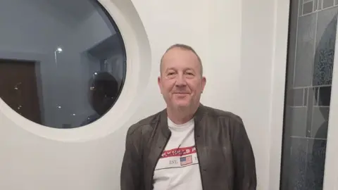 Cramlington man claims spider laid eggs in his toe