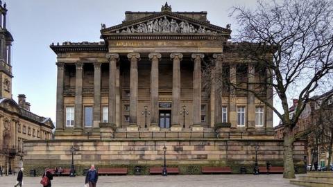 UK City of Culture 2025: Lancashire axed bid 'should be revived' - BBC News