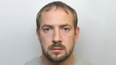 Collin Reeves: Ex-soldier who killed neighbours has jail term cut