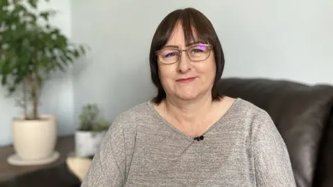 School dinners: Boy given single nugget in wrap for lunch