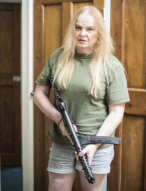 Trans soldiers speak of military as 'form of therapy' - BBC News