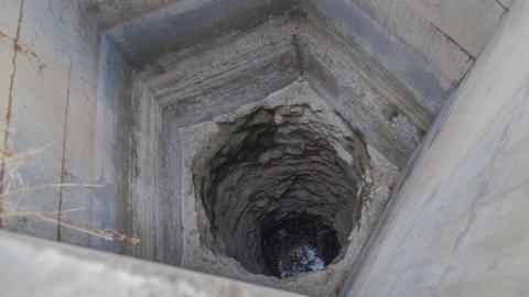 'There is no water. Why should people stay here?' - BBC News