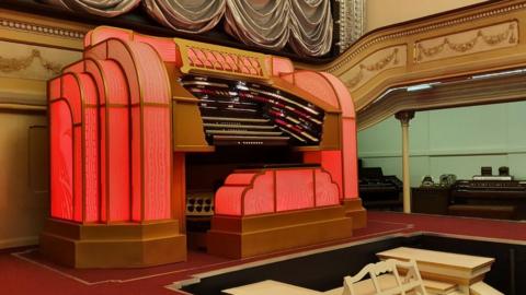 Cinema organs: Porth breathes new life into film music history - BBC News