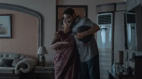 Scoop: Netflix show on colliding worlds of crime and media