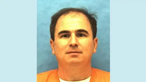 Florida inmate screams and thrashes at his execution