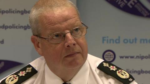 Sean Fox murder: Police say victim shot in front of 100 people - BBC News