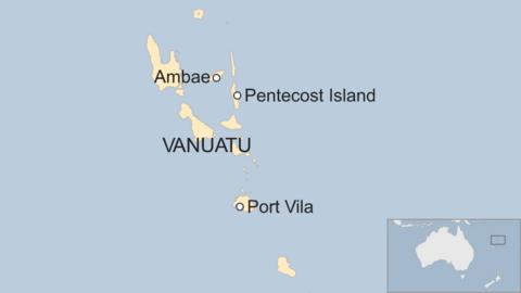 Vanuatu volcano eruption sparks Ambae island evacuation - BBC News