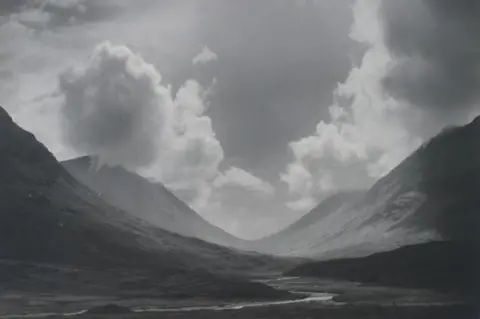 Edward Chambre Hardman: National Trust shows photographer's archive