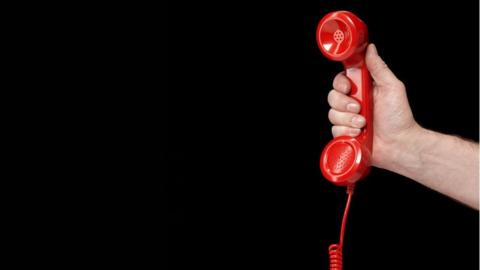 Digital landline switch rollout begins in Northern Ireland - BBC News
