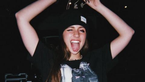 Why Tate McRae is a pop star you should get to know - BBC News