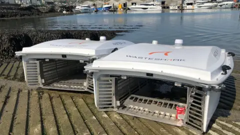 'Waste sharks' collect rubbish in south Devon trial