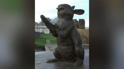 Can Tommy Cooper's statue cut rise in unwanted rabbits? - BBC News
