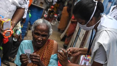 Why India's Covid crisis matters to the whole world - BBC News
