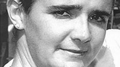 Gary Walker: Ex-police officer's 2004 murder conviction overturned ...