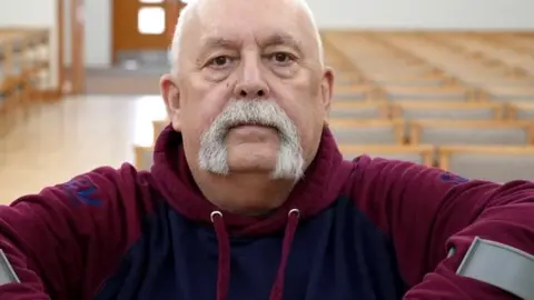 Titanic: Amateur radio heard SOS in Welsh town 3,000 miles away