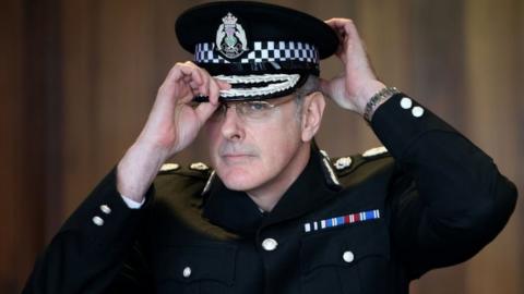 Recruitment drive launched for new Police Scotland chief - BBC News