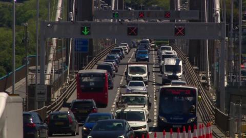 Tamar Bridge marks 60th anniversary - BBC News