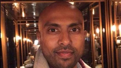 London Underground: Machete attacker guilty of attempted murder - BBC News