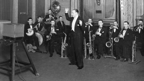 Marconi's first radio broadcast made 125 years ago - BBC News