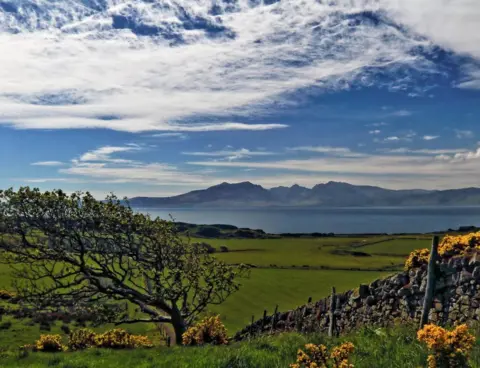 Your pictures of Scotland: 11 - 18 May