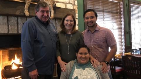 “เด็กบางคนเติบโตในท้องของแม่ แต่ผมเติบโตมาในหัวใจสองดวงของทั้งพ่อและแม่ ...