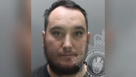 Drug gang 'second in command' jailed for 10 years