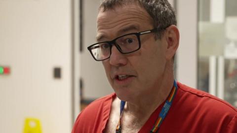 Devon and Cornwall NHS facing 'unbelievable pressure' - BBC News