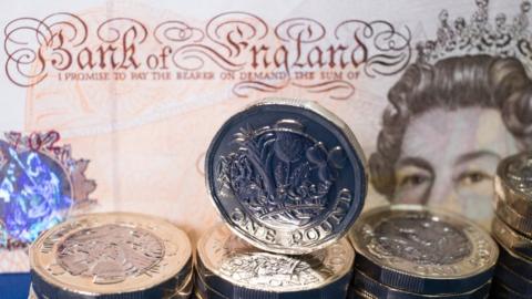 Council tax: Bid to stop prison threat over non-payment - BBC News