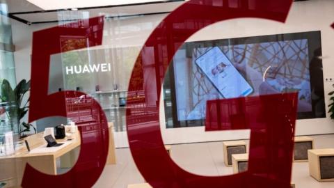 Why Huawei's days in the UK could be numbered - BBC News