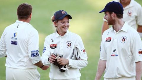 Sarah Taylor: England keeper hopes to reap benefits of men's cricket ...