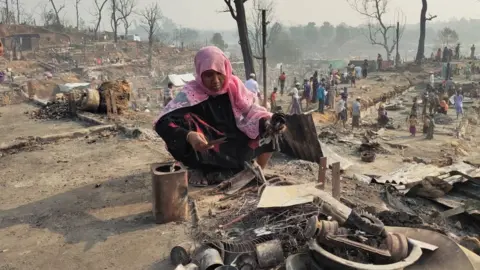 Rohingya refugee camp fire: Several dead, hundreds missing and ...