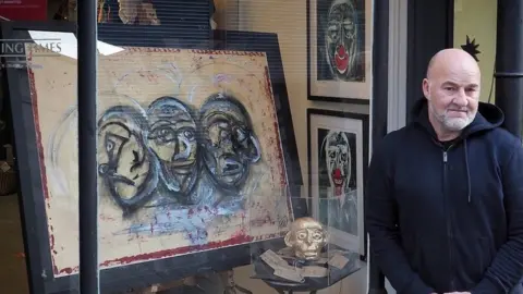 Olympian Neil Eckersley on how new art helped him with dad's dementia