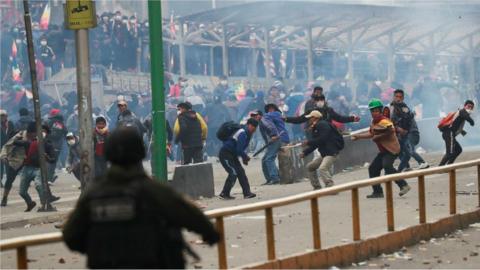 Bolivia crisis: Clashes as Morales supporters oppose interim rule - BBC ...