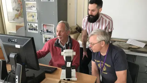 Fossil of 'our earliest ancestors' found in Dorset