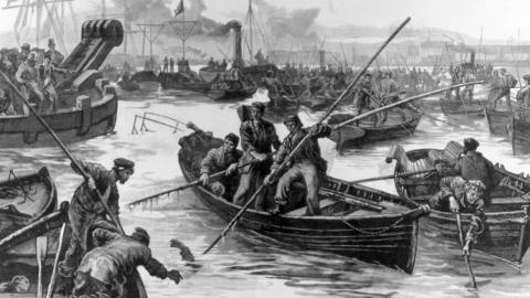 Princess Alice disaster: The Thames' 650 forgotten dead - BBC News