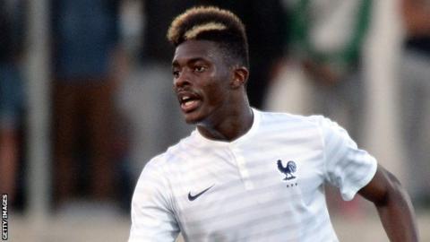 Hadi Sacko: Leeds United sign Sporting Lisbon forward on loan - BBC Sport