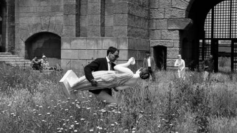 Jean-Luc Godard: Visionary director's life and films in pictures - BBC News