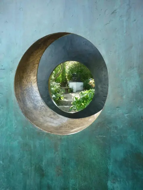 Your pictures on the theme of 'circles'