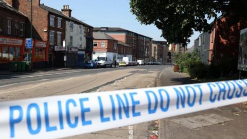 Nottingham attacks: What happened in Nottingham? - BBC Newsround