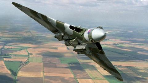 Vulcan's flypast tribute to Stockport factory birthplace - BBC News