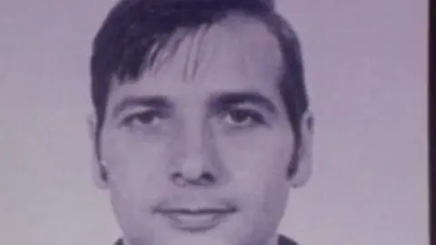 Barry Prudom manhunt: Plaques honour police officers killed by gunman