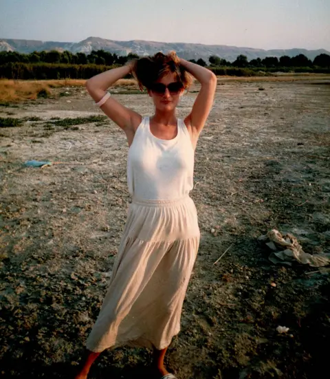 Caroline Aherne: New unseen photos of ‘a light that didn’t shine long enough’