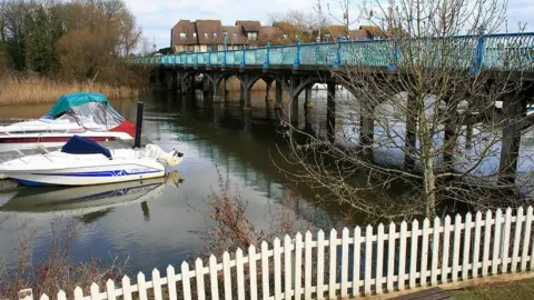 Tuckton Bridge set for overnight closures