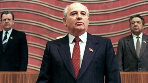 Mikhail Gorbachev: Remembering a warm-hearted and generous man - BBC News