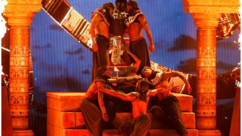 Nah he tweakin: What it means and why it's all over our timelines - BBC ...